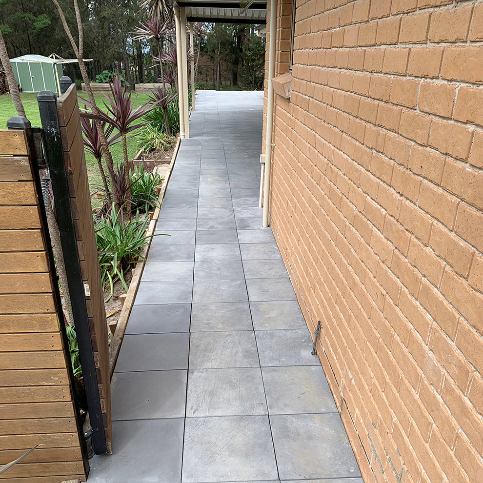 Myst 400x400x40mm Concrete Pavers - Charcoal - 1st Quality – Simons Seconds